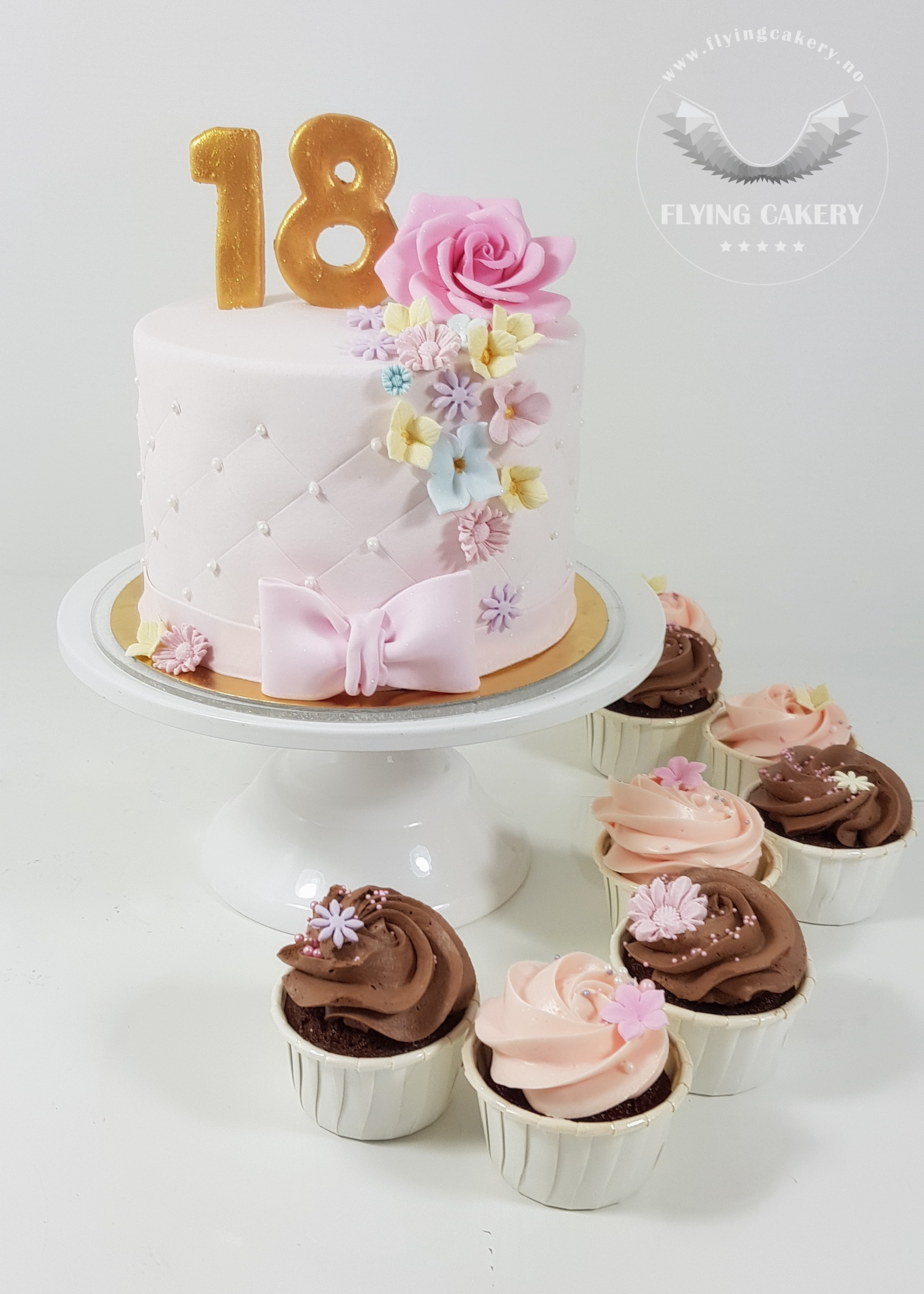 Bursdagskaker og festkaketårn i Bergen | Flying Cakery